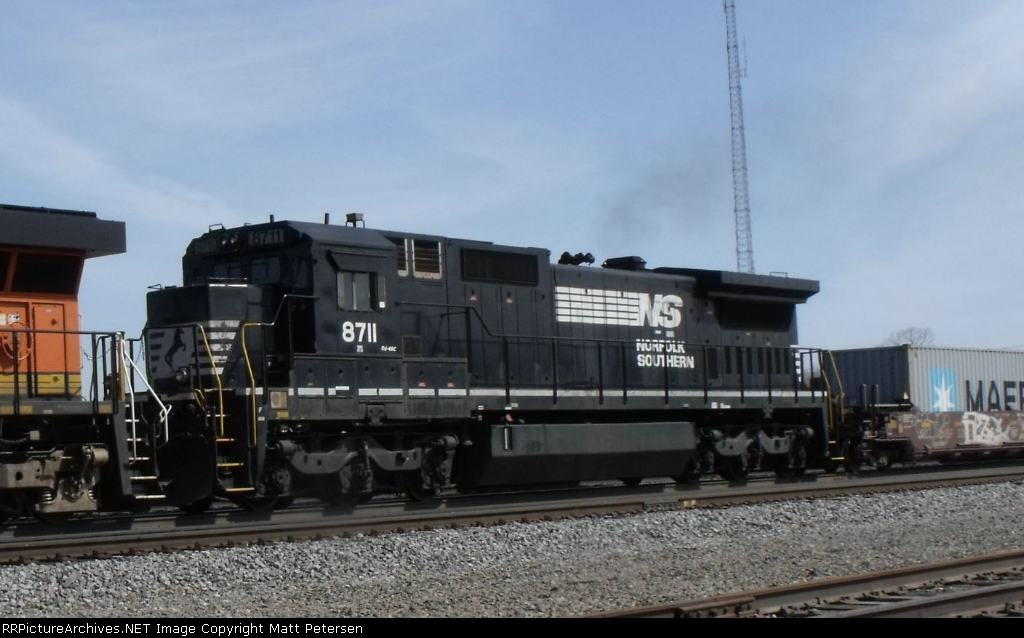 NS 8711